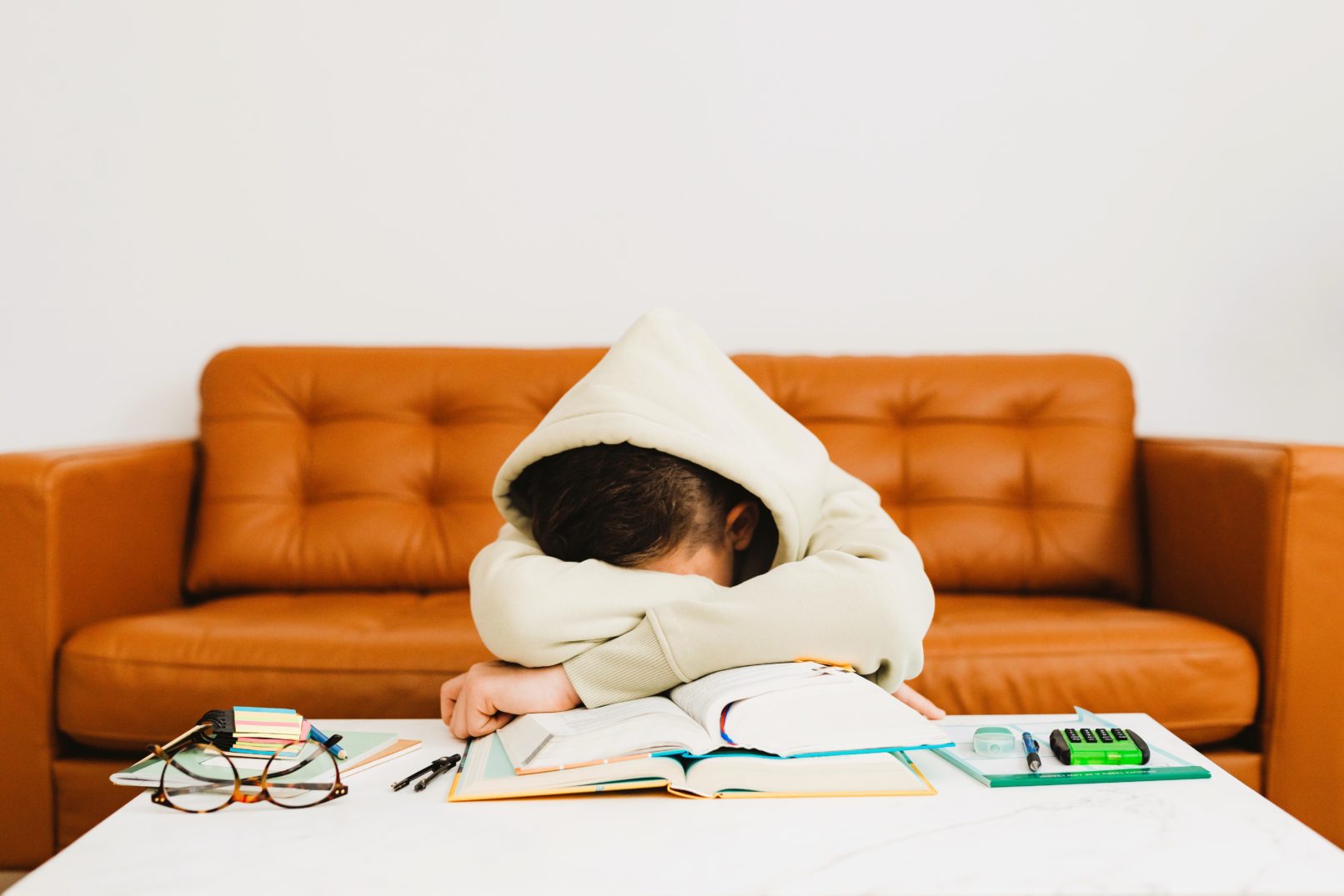 Lateralidad cruzada tratada con logopedia - Clínica Fuensalud